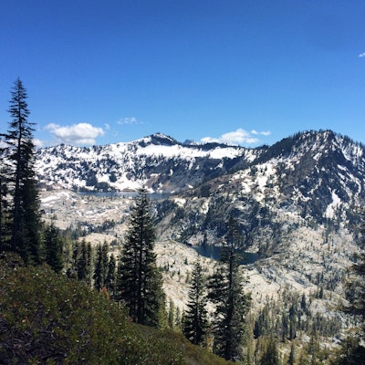 Hike to the Caribou Lakes, Shasta-Trinity Alps, Caribou Lakes Trailhead ...