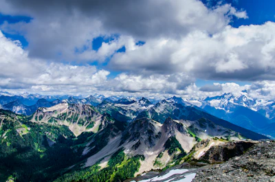 Hike Yellow Aster Butte and Tomyhoi Peak, Yellow Aster Butte Trail