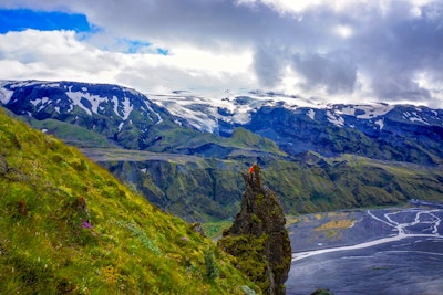 Hike to the Summit of Valahnúkur, Volcano Huts Þórsmörk