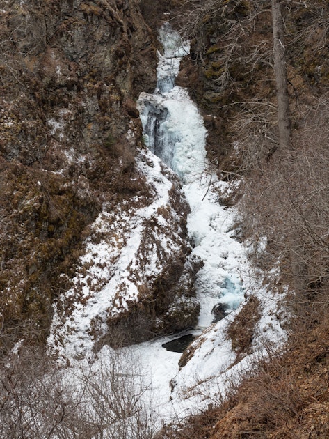Hike to Thunderbird Falls, Anchorage, Alaska