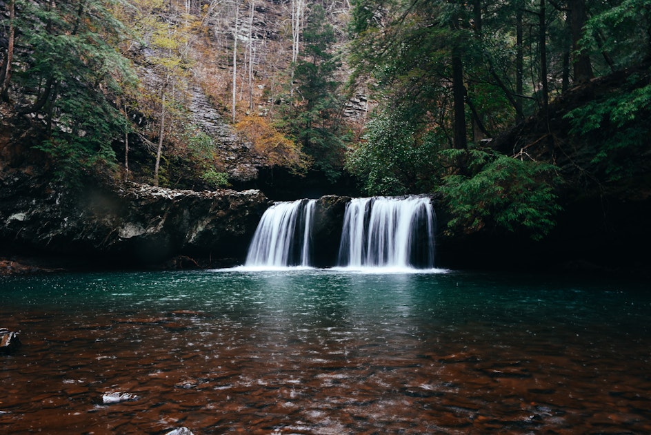 Hike to Sycamore Falls, Grundy Forest Trailhead
