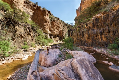 Hike to Cibecue Falls, Cibecue Creek Falls Trailhead