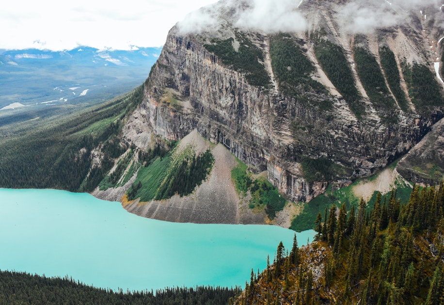 Hike to Big Beehive , 51.417001,-116.215697