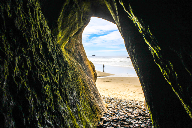 Photos: Hug Point Waterfall and Cave, Arch Cape, Oregon
