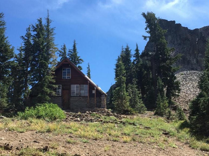 Hike to the Peter Benson Hut, Soda Springs, California