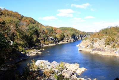 Hike Difficult Run in Great Falls, Difficult Run