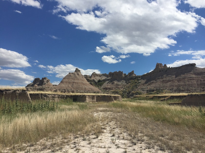Hike the Castle/Medicine Root Trail in Badlands National Park, Castle ...
