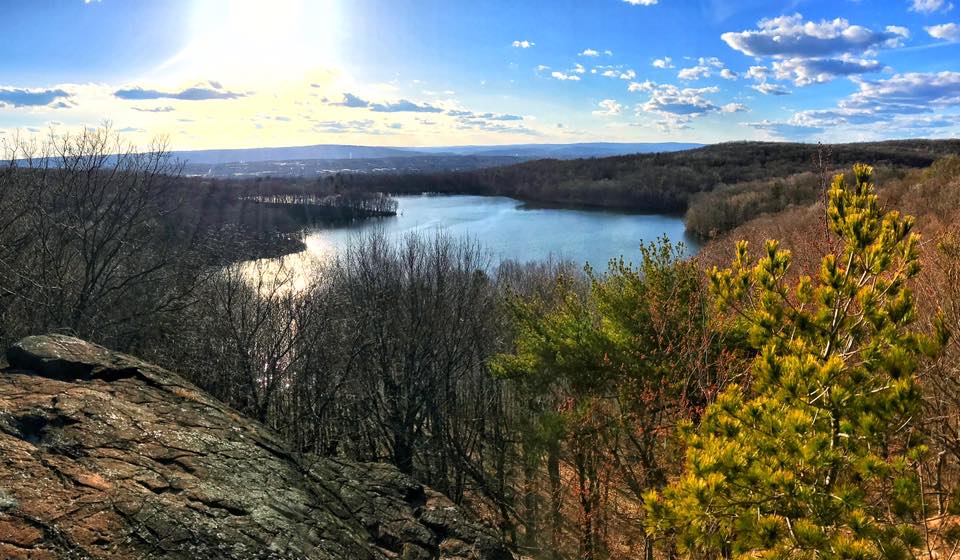 Hike the Crescent Lake & Metacomet Trail Loop, Southington, Connecticut