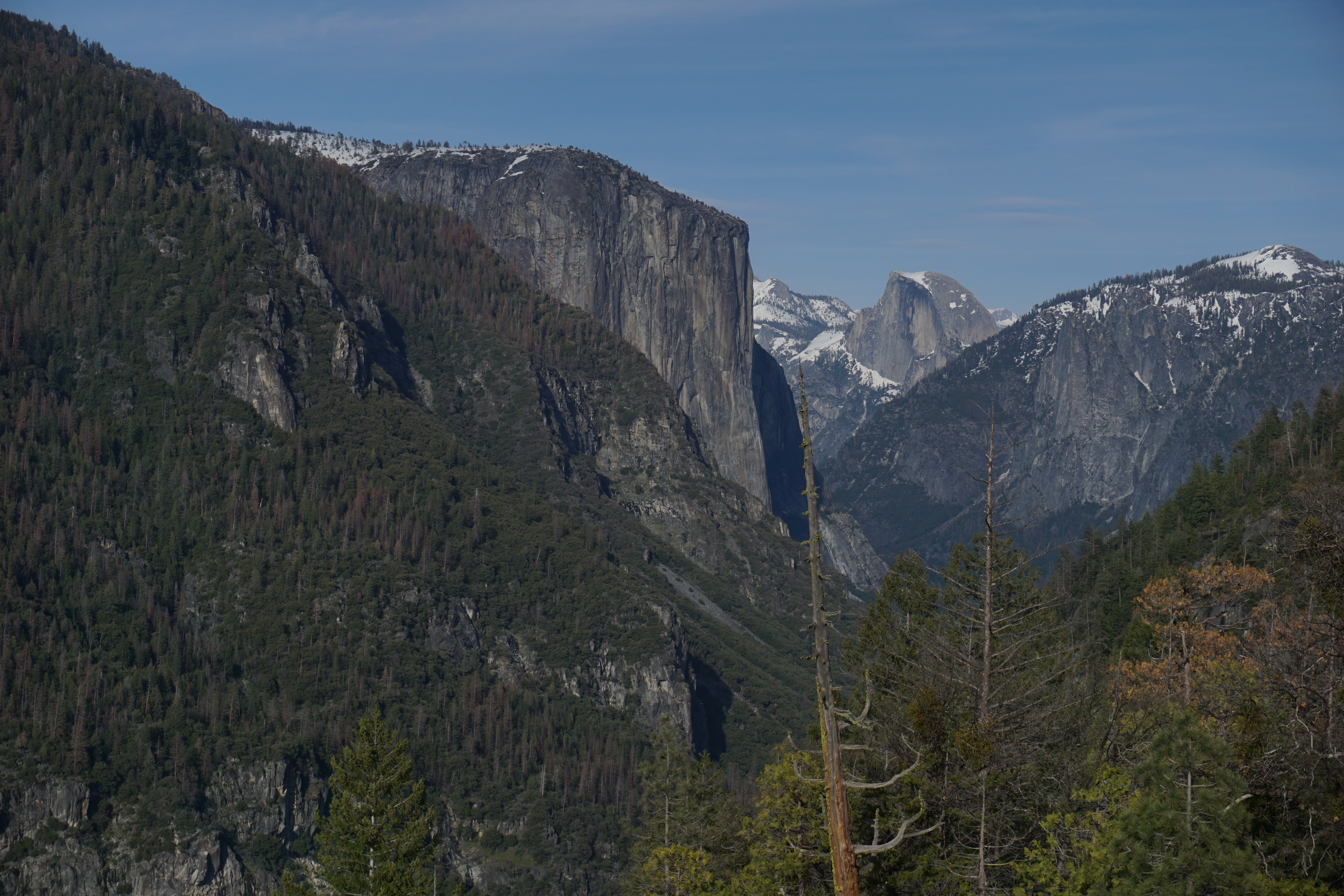 Hike to Turtleback Dome, Mariposa County, California