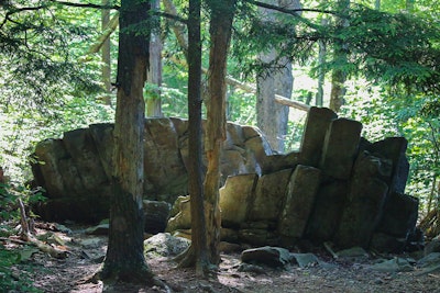 Hike Limberlost Trail in Shenandoah National Park, Limberlost Trail ...