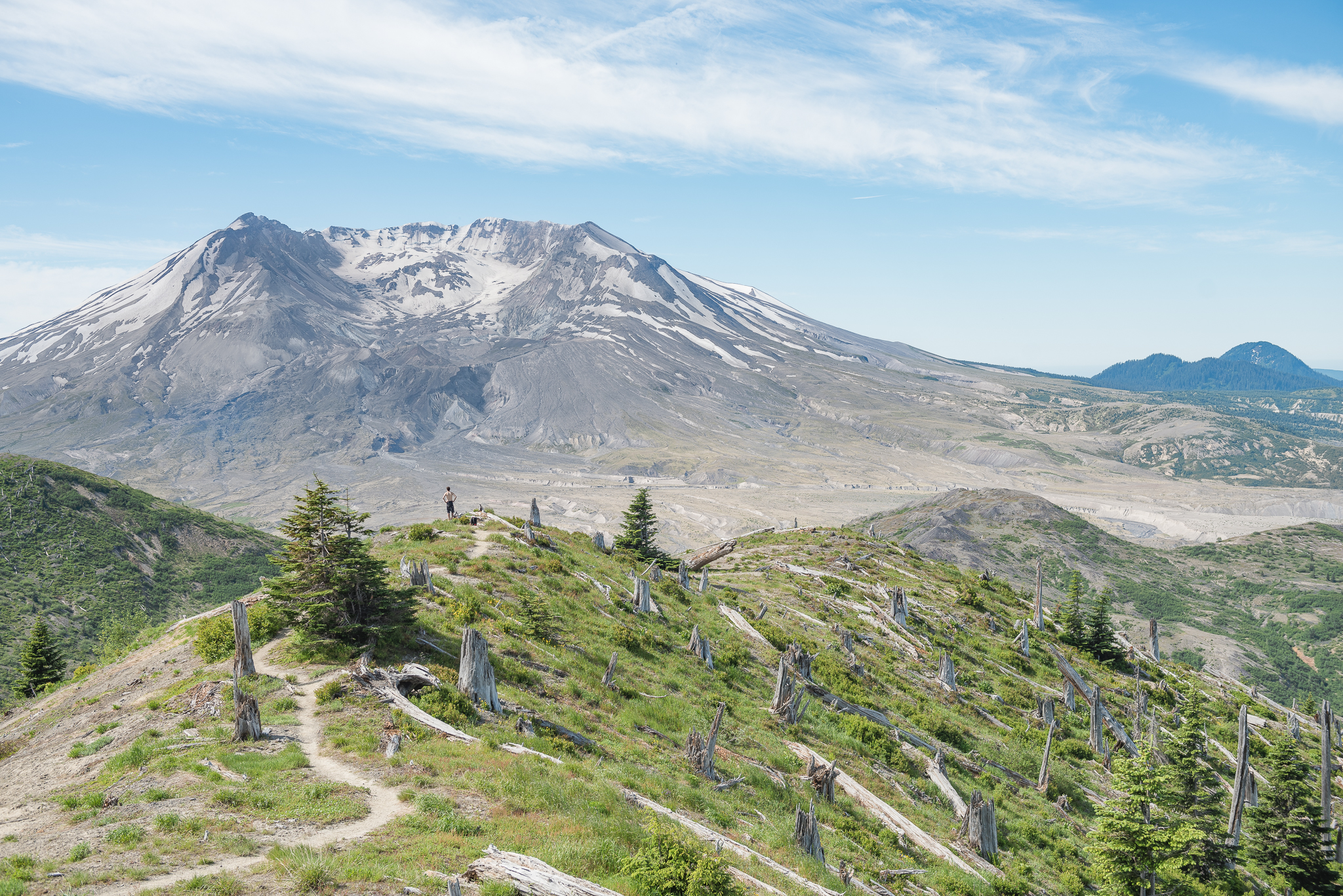 Hike to the Summit of Coldwater Peak, Toutle, Washington